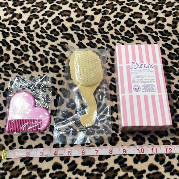 Barbie | Accessories | 989 Barbie Avon Im Into Barbie Hair Brush Comb ...